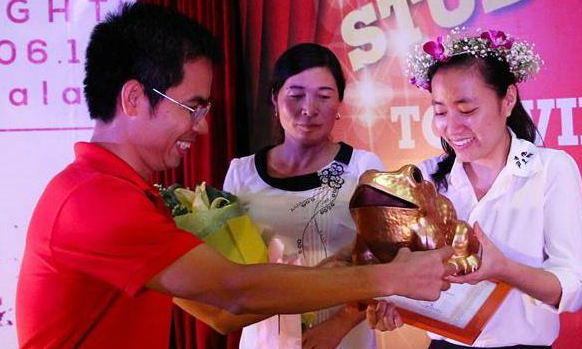 Hoàng Thị Hải Vân trở thành Cóc Vàng ĐH FPT