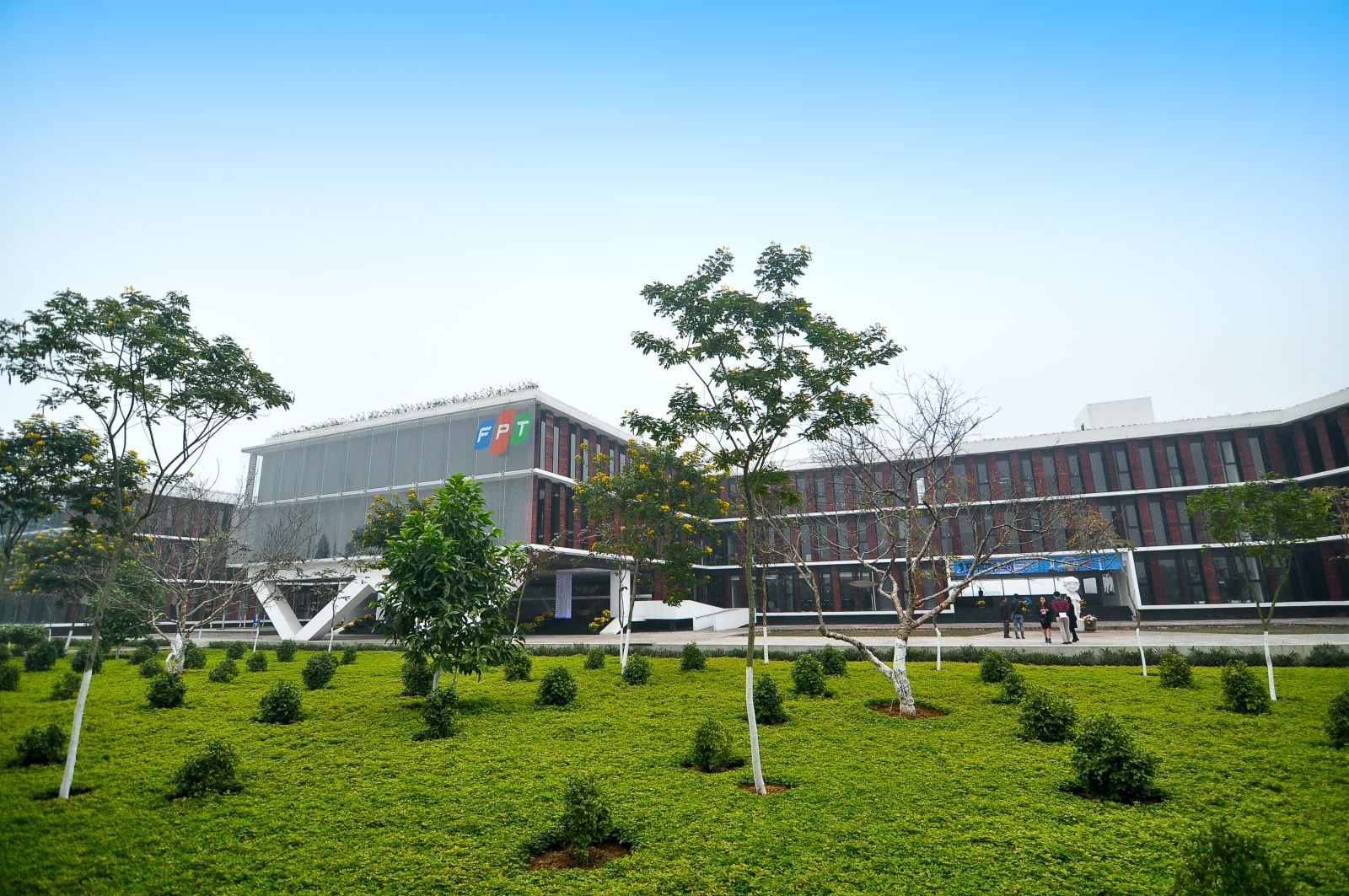 F-Ville - campus xanh giảm ô nhiễm môi trường