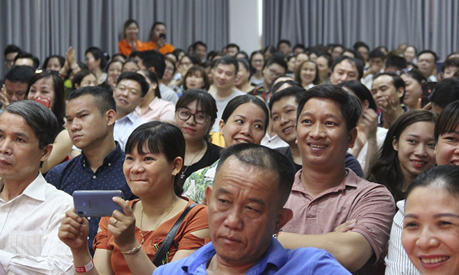 Hơn 500 phụ huynh, học sinh tham dự hội thảo Phổ thông Cao Đẳng