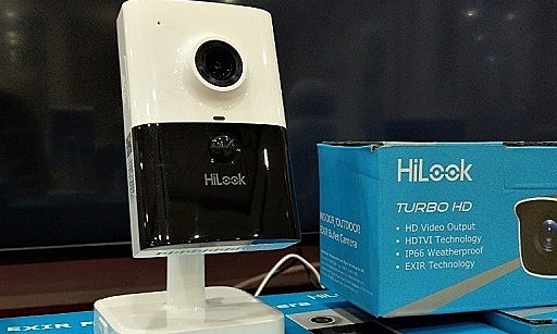 Camera C220 - Giải pháp tiện ích cho ngôi nhà thông minh