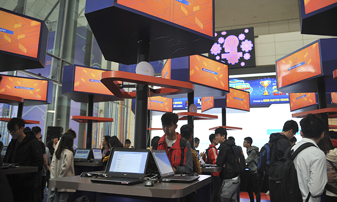 Hơn 2.500 đấu sĩ coder tranh tài Đấu trường Công nghệ FPT