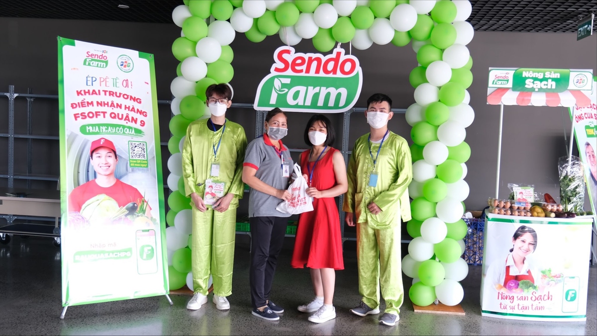 Sendo Farm siêu khuyến mãi đồng nghiệp FPT Software ở F-Town