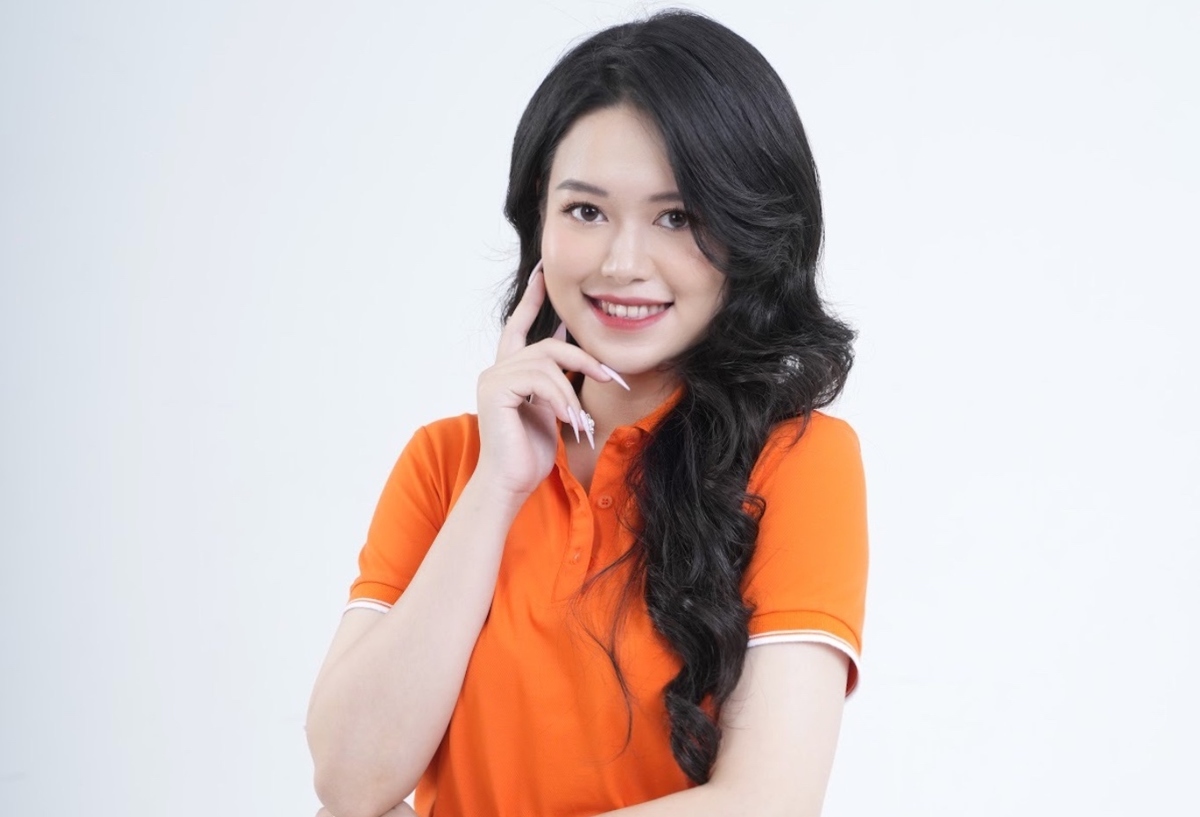 Hot girl Phần mềm FPT: hát hay, học giỏi, lại là đảng viên ưu tú