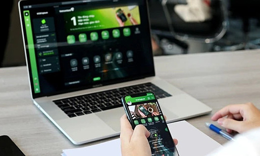 FPT Smart Cloud bắt tay Vietcombank triển khai Trợ lý ảo thông minh VCB ...