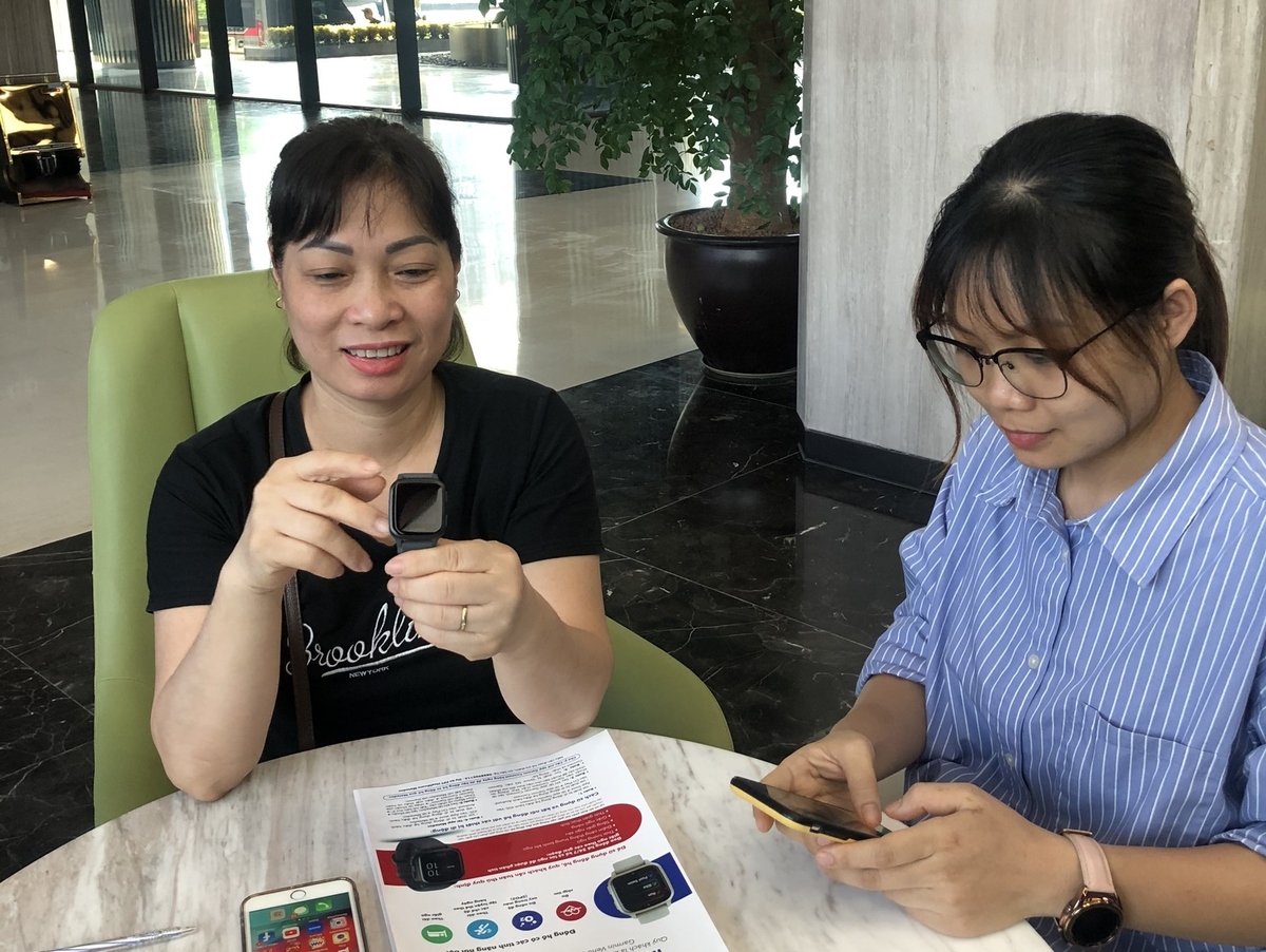 FPT Healthcare Metadoc cho khách hàng sử dụng miễn phí đồng hồ Garmin